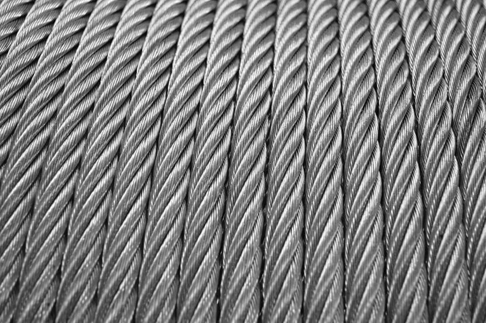Synthetic vs Wire Winchline Rope | All Lifting